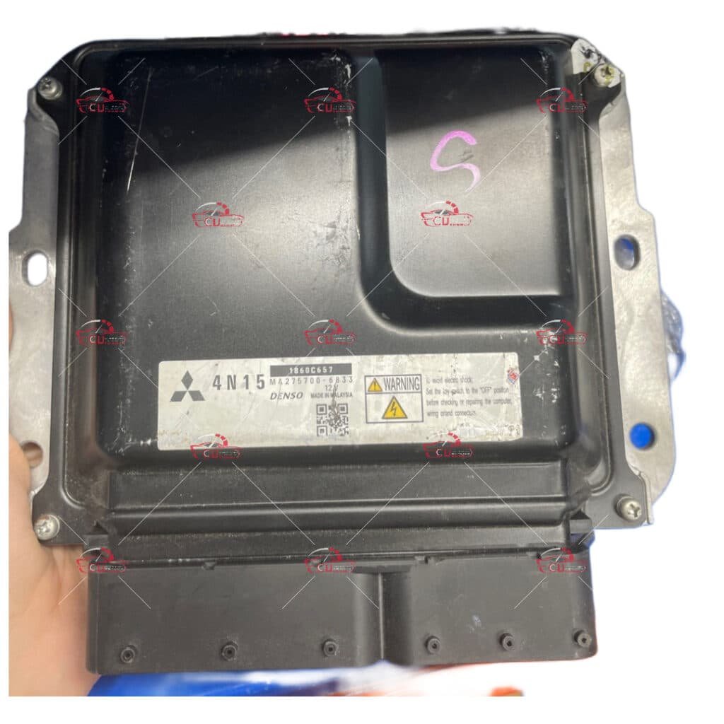 HỘP ĐIỀU KHIỂN ĐỘNG CƠ Ô TÔ ECU ECM MITSUBISHI PAJERO 2.4L - Hộp ECU ...